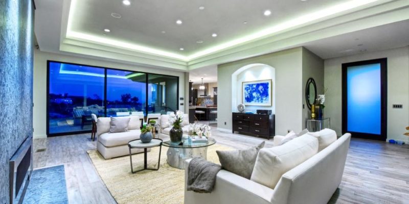 Who We Are – Moe Building